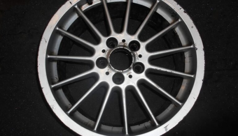 17" GENUINE BMW STYLE 32 ALLOY WHEEL – Performance wheels and tyres